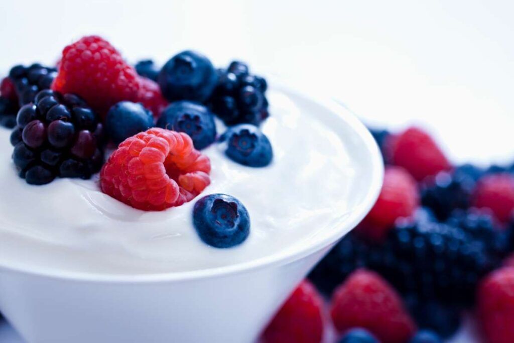 Jonathan Majors Workout Routine And Diet Plan 2025